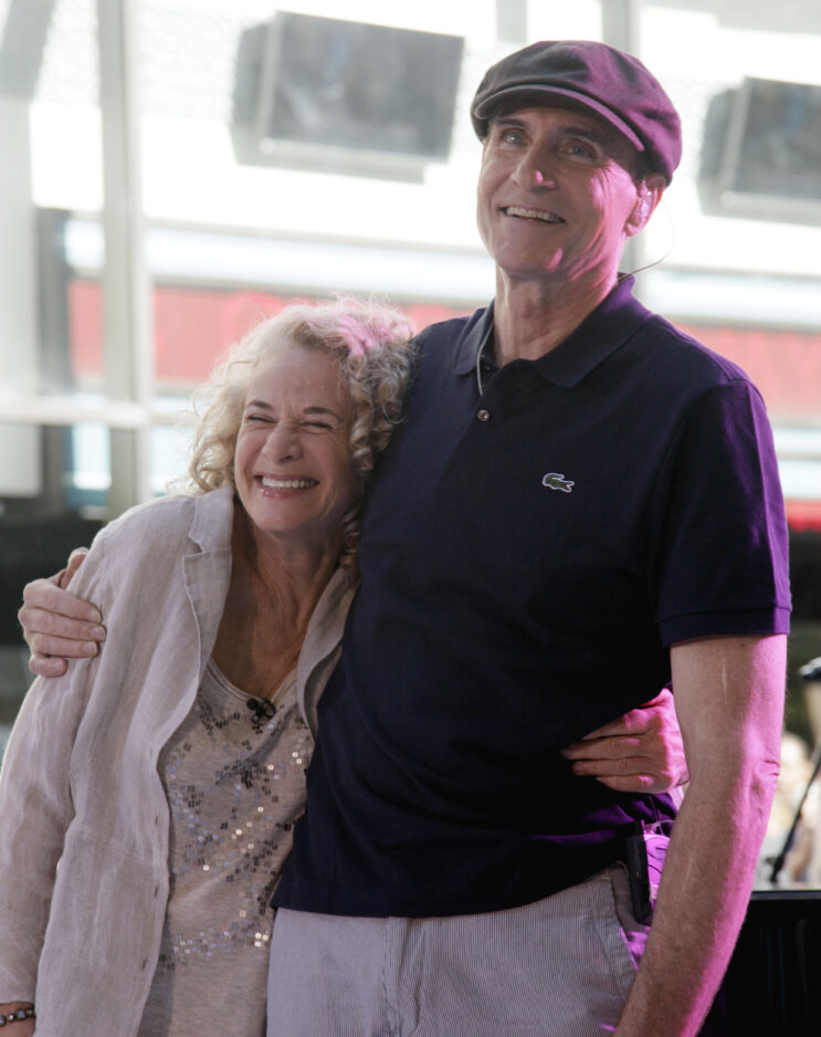 Old pals Carole King, James Taylor tour together for first time | News ...